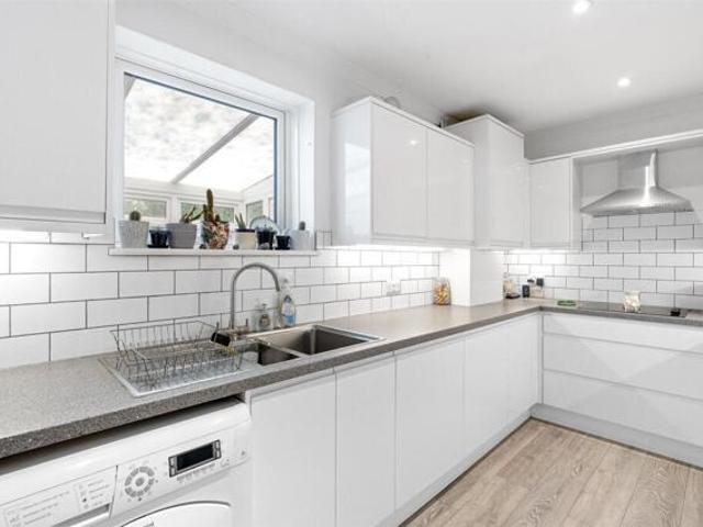 House 2 Bedroom For Sale Worthing West Sussex 275000 ES100096981