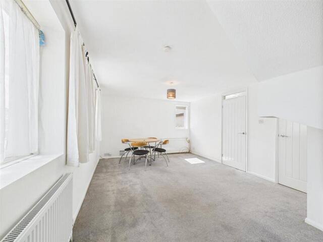 House 2 Bedroom For Sale Waddesdon Buckinghamshire 280000 ELS100132709