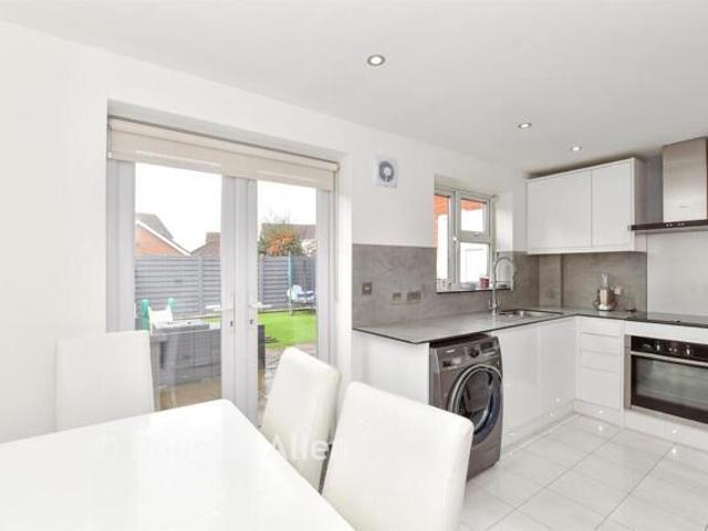 House 2 Bedroom For Sale Waltham Abbey Essex 281000 ELS99204187