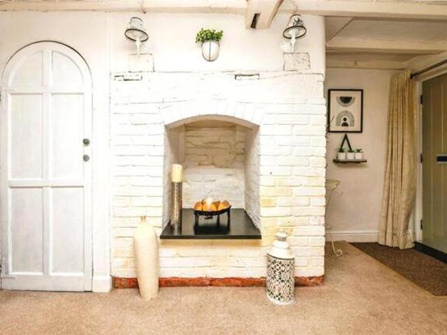 House 2 Bedroom For Sale Warwick Warwickshire 325000 ES100648994