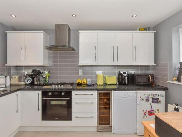 House 2 Bedroom For Sale Wickford Essex 325000 ES100366556