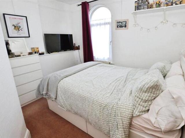 House 2 Bedroom For Sale Torquay Devon 140000 ELS99641934