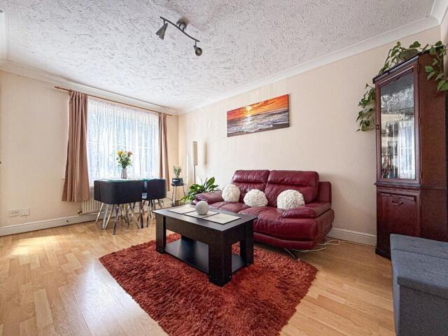House 2 Bedroom For Sale Taunton Somerset 210000 ELS98434456