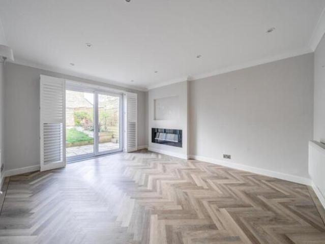 House 2 Bedroom For Sale Tetbury Gloucestershire 310000 ELS101316541