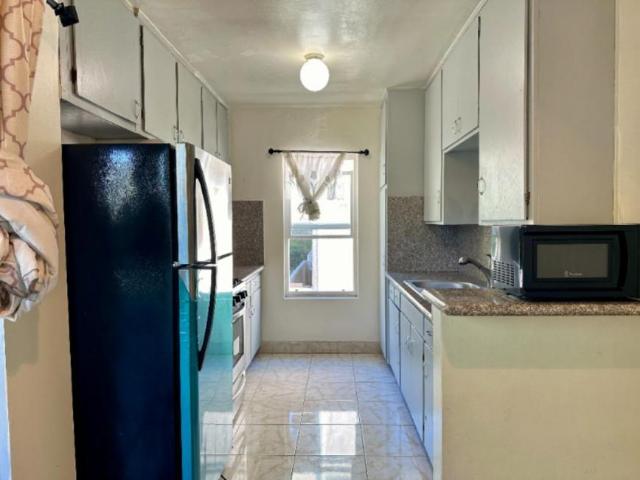 house 2 bedroom, Los Angeles CA 90025 DS89321319