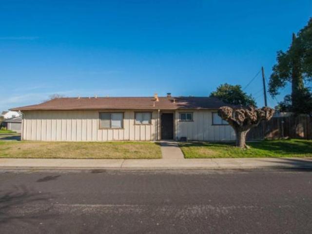 house 2 bedroom, Manteca CA 95337 DS88238775