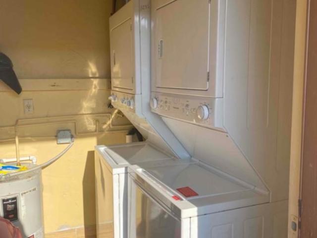house 2 bedroom, Miami FL 33142 DS88893790