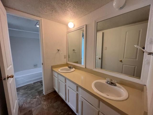 house 2 bedroom, Norman OK 73071 DS81185229