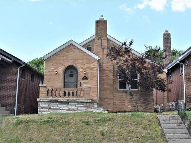 house 2 bedroom, Saint Louis MO 63116 DS88636610