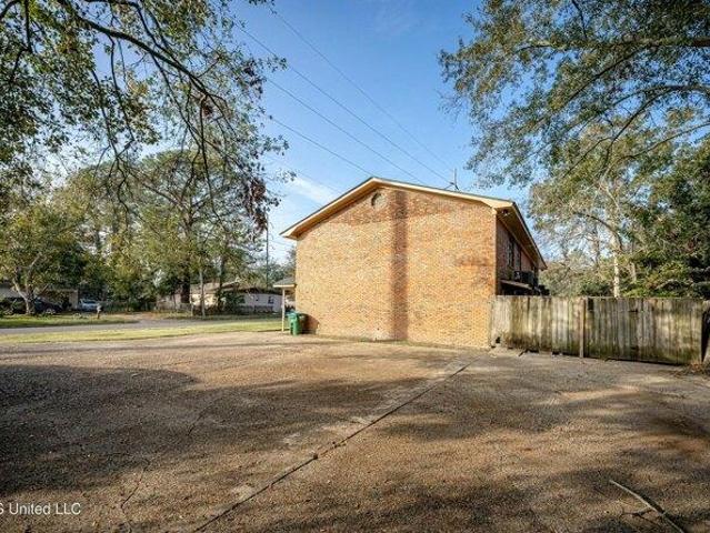 house 2 bedroom, Pascagoula MS 39581 DS88997615