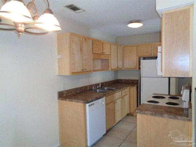 house 2 bedroom, Pensacola FL 32506 DS89398248