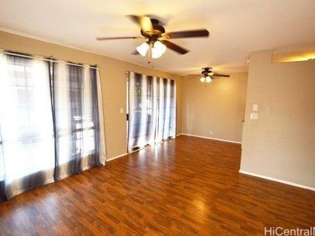 house 2 bedroom, Waipahu HI 96797 DS88816792