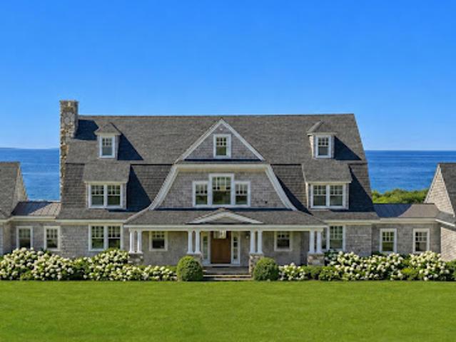 Seaside house with garden