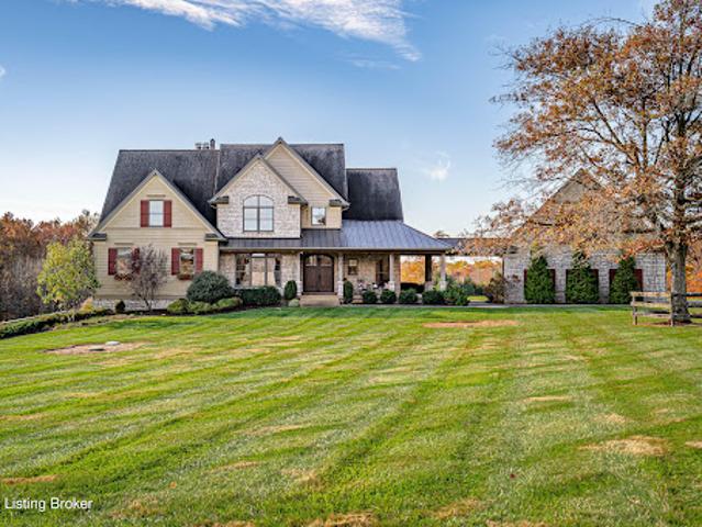 House with garden and terrace