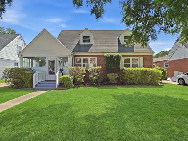 House with garden