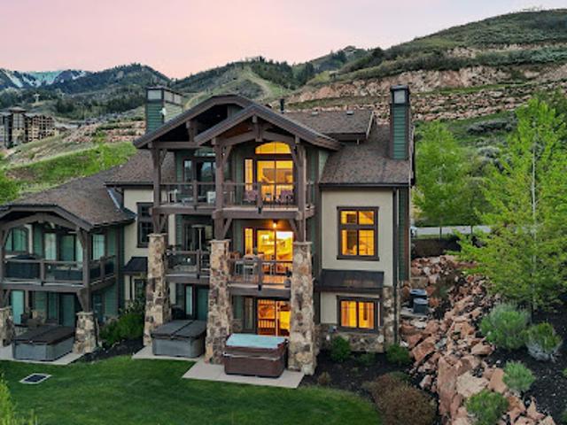 House with terrace
