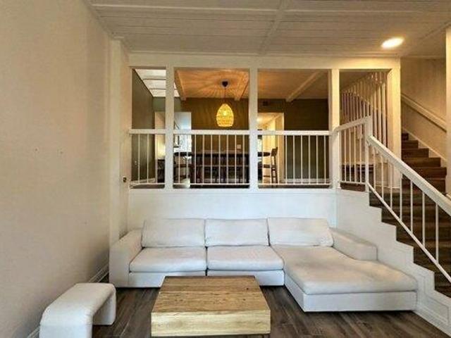 house 3 bedroom, Calabasas CA 91302 DS88564283