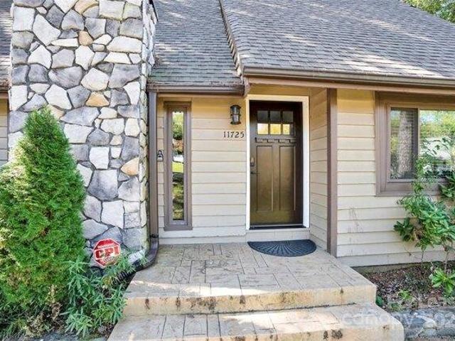 house 3 bedroom, Charlotte NC 28226 DS88563658