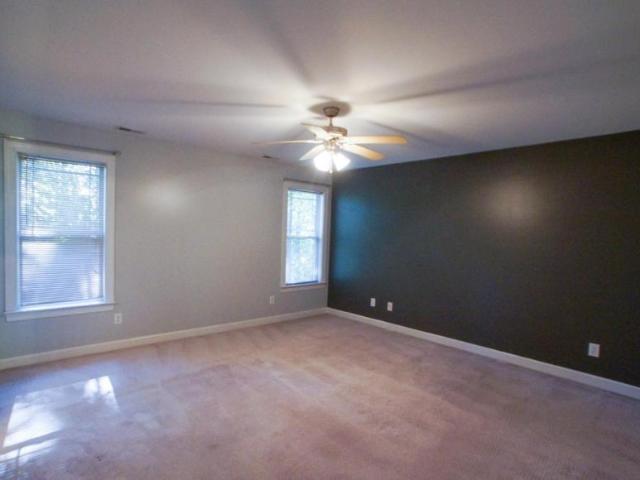 house 3 bedroom, Clayton NC 27527 DLS89154304