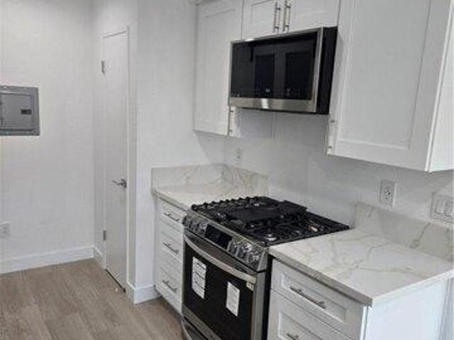 house 3 bedroom, Cypress CA 90630 DS88144068