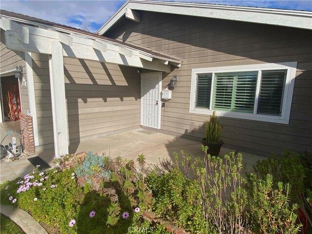 house 3 bedroom, Cypress CA 90630 DS88145792