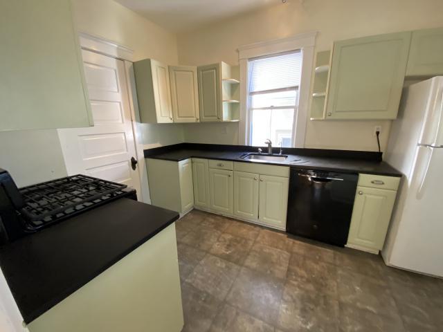 house 3 bedroom, Ann Arbor MI 48104 DS83189536