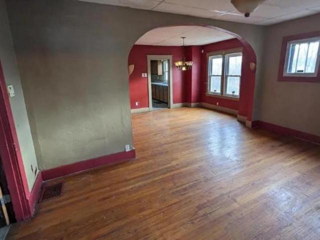 house 3 bedroom, East Saint Louis IL 62207 DS87117004