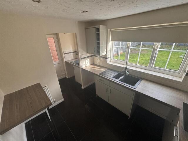 House 3 Bedroom For Rent Coventry West Midlands 1595 ELS101878722