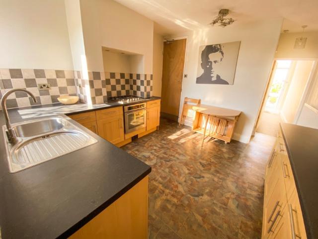 House 3 Bedroom For Rent Beeston East Midlands 1914 ES102658740