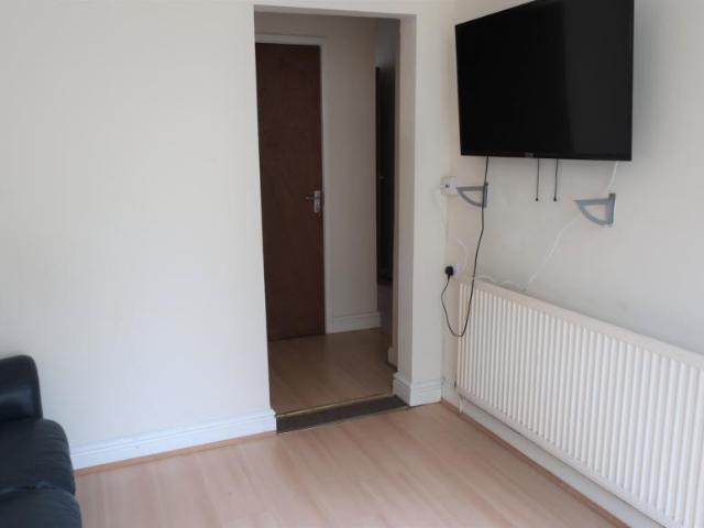 House 3 Bedroom For Rent Birmingham West Midlands 1677 ELS98672003