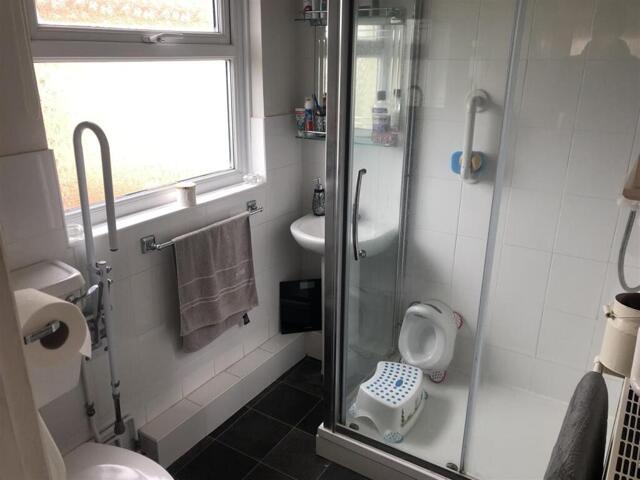 House 3 Bedroom For Rent Kent Kent 1350 ES101275382