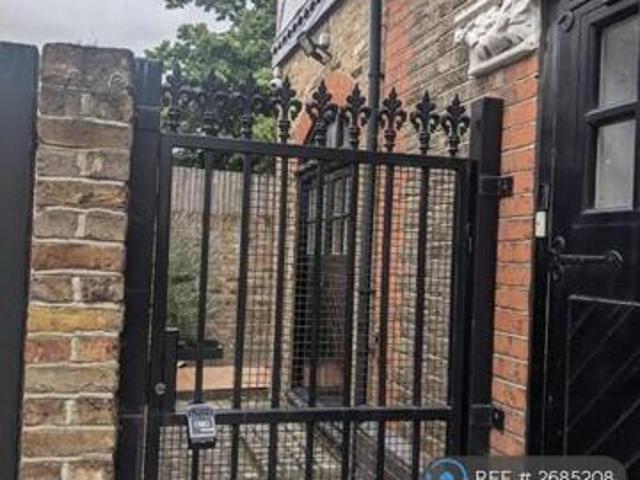 House 3 Bedroom For Rent Ilford Great London 2650 ELS100919834