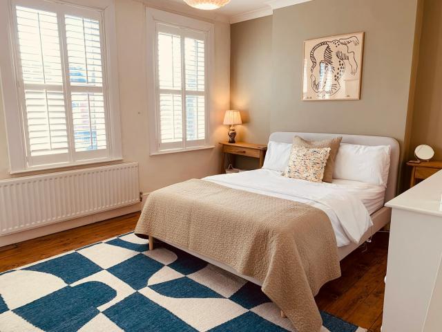 House 3 Bedroom For Rent London London 4997 ES88084812