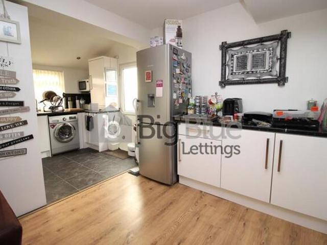 House 3 Bedroom For Rent Leeds West Yorkshire 1200 ELS99312121