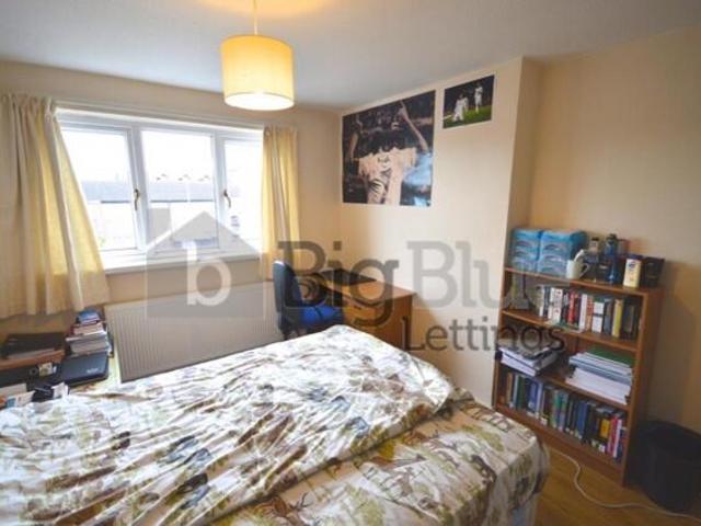 House 3 Bedroom For Rent Leeds West Yorkshire 1560 ES100635770