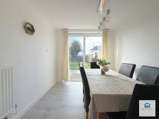 House 3 Bedroom For Rent Leicester Leicestershire 1400 ES101981013