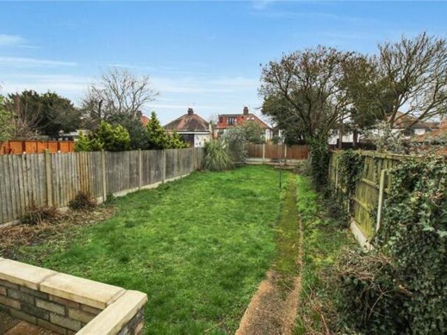 House 3 Bedroom For Rent Southend Essex 1700 ES101301078