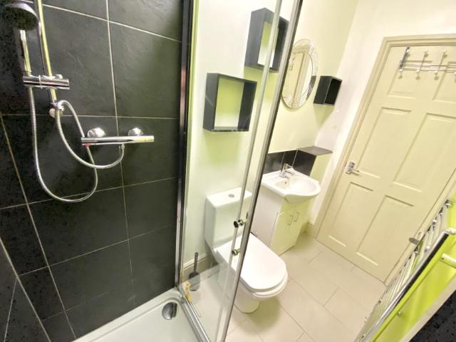 House 3 Bedroom For Rent Selly Oak West Midlands 1538 ES102658732