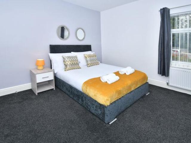 House 3 Bedroom For Rent Stoke on Trent Stoke on Trent 2640 ELS65790909