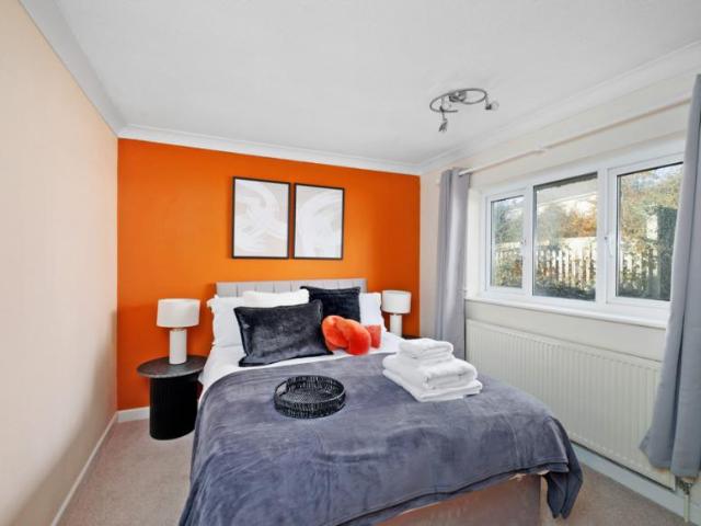 House 3 Bedroom For Rent Plymouth Plymouth 3887 ES100319853