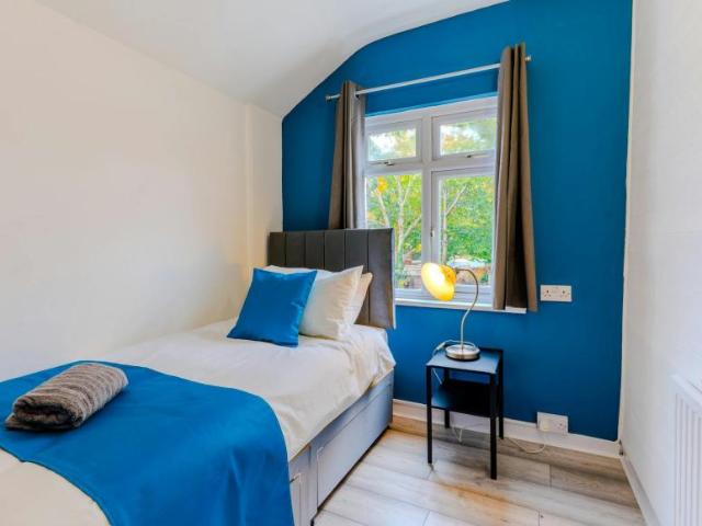 House 3 Bedroom For Rent Rainham Rainham 2900 ELS95451824
