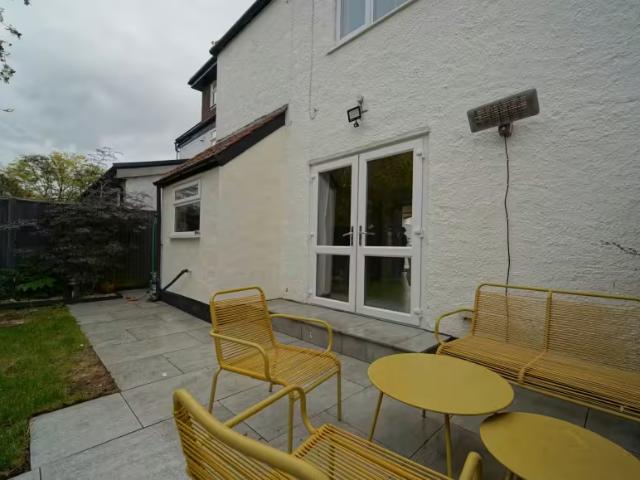 House 3 Bedroom For Rent Walton on Thames Walton on Thames 3870 ELS96741988