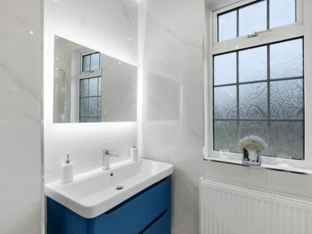 House 3 Bedroom For Rent Wembley Wembley 5800 ELS89862518