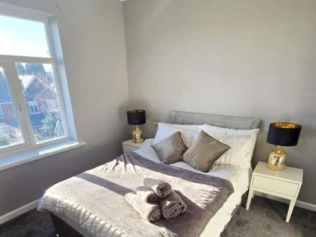 House 3 Bedroom For Rent West Midlands West Midlands 3510 ES100408969