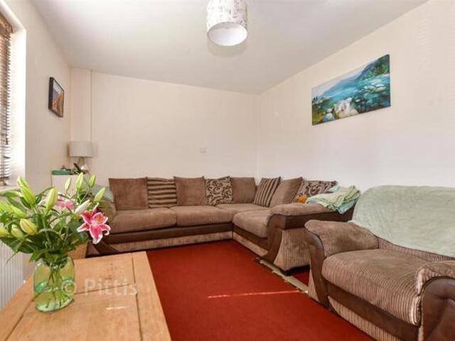 House 3 Bedroom For Sale Cowes Isle Of Wight 280000 ES101676853