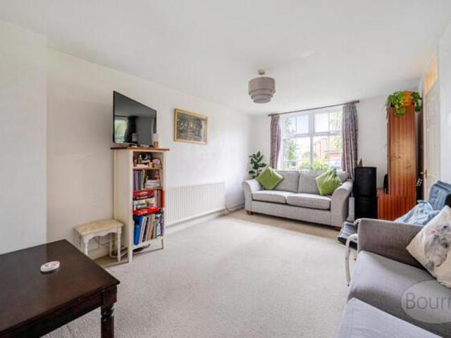 House 3 Bedroom For Sale Cobham Surrey 450000 ES100426044