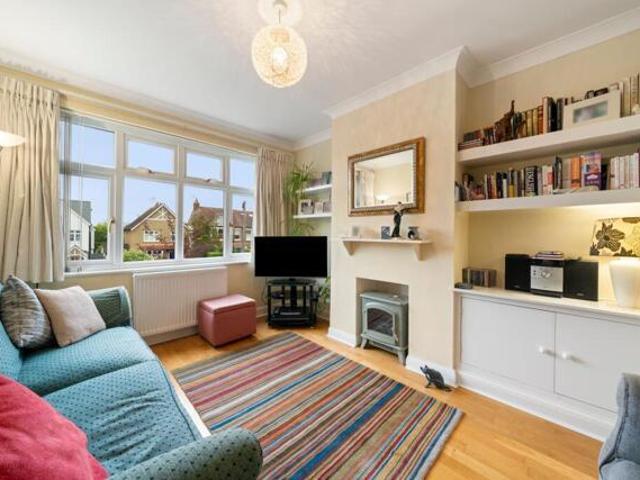 House 3 Bedroom For Sale Cobham Surrey 600000 ES99688594