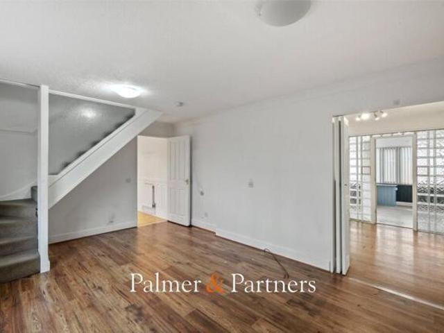 House 3 Bedroom For Sale Colchester Essex 260000 ES99237227