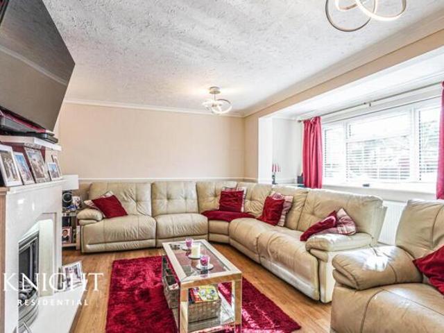 House 3 Bedroom For Sale Colchester Essex 325000 ELS99926337