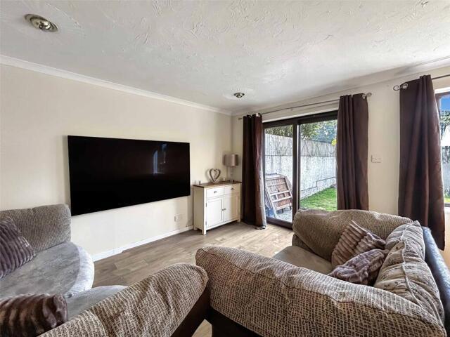 House 3 Bedroom For Sale Cornwell Cornwall 250000 ES99237042